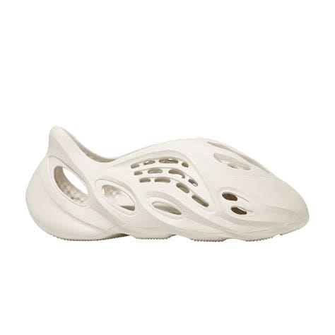 Do Foam Runner Fit True To Size? – SizeChartly